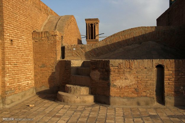 Windcatchers: Ancient and environment friendly Iranian cooling system ...