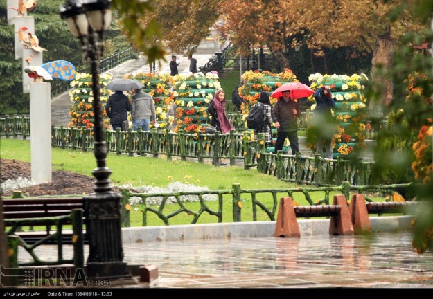 Photo Series: Autumn in Iran – A rainy day in Tehran | The other Iran