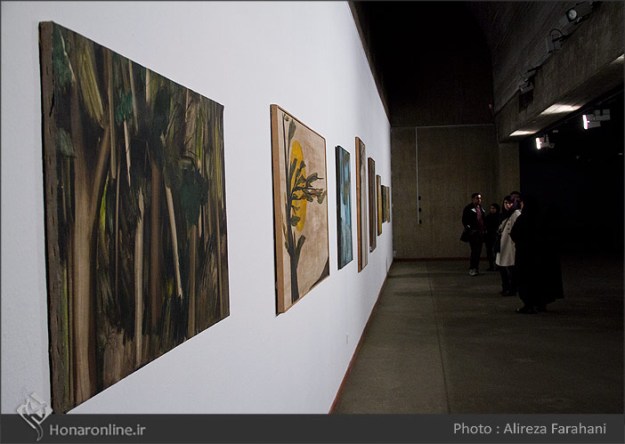 Mixed exhibition of Iranian and Western art at the Tehran Museum of ...